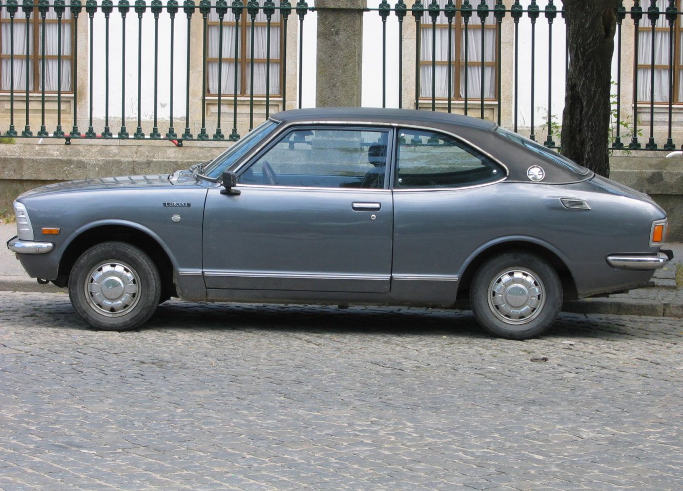 Toyota Corolla II Coupe (E20) 1200 (68 Hp) Automatic